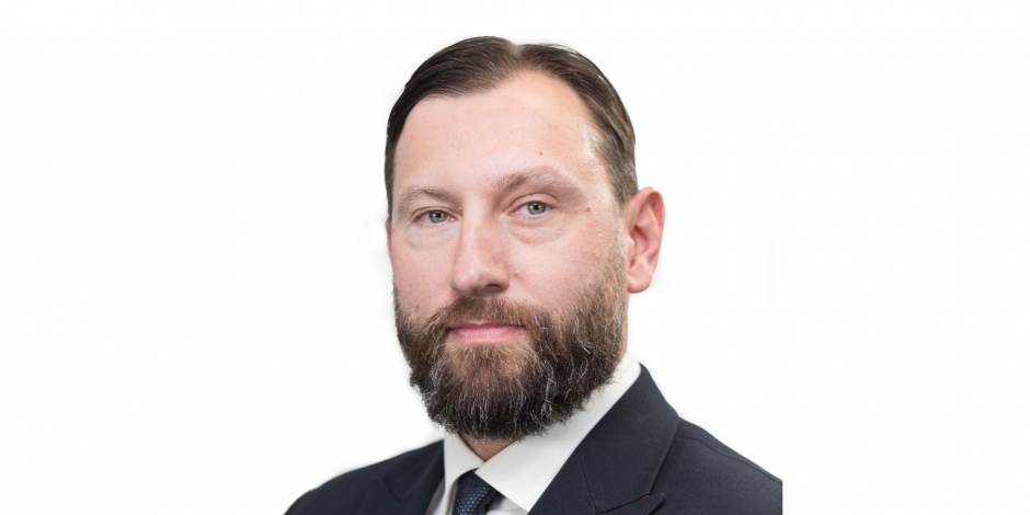 Marcin Adamczyk wird neuer Head of Emerging Markets Debt bei NN ...